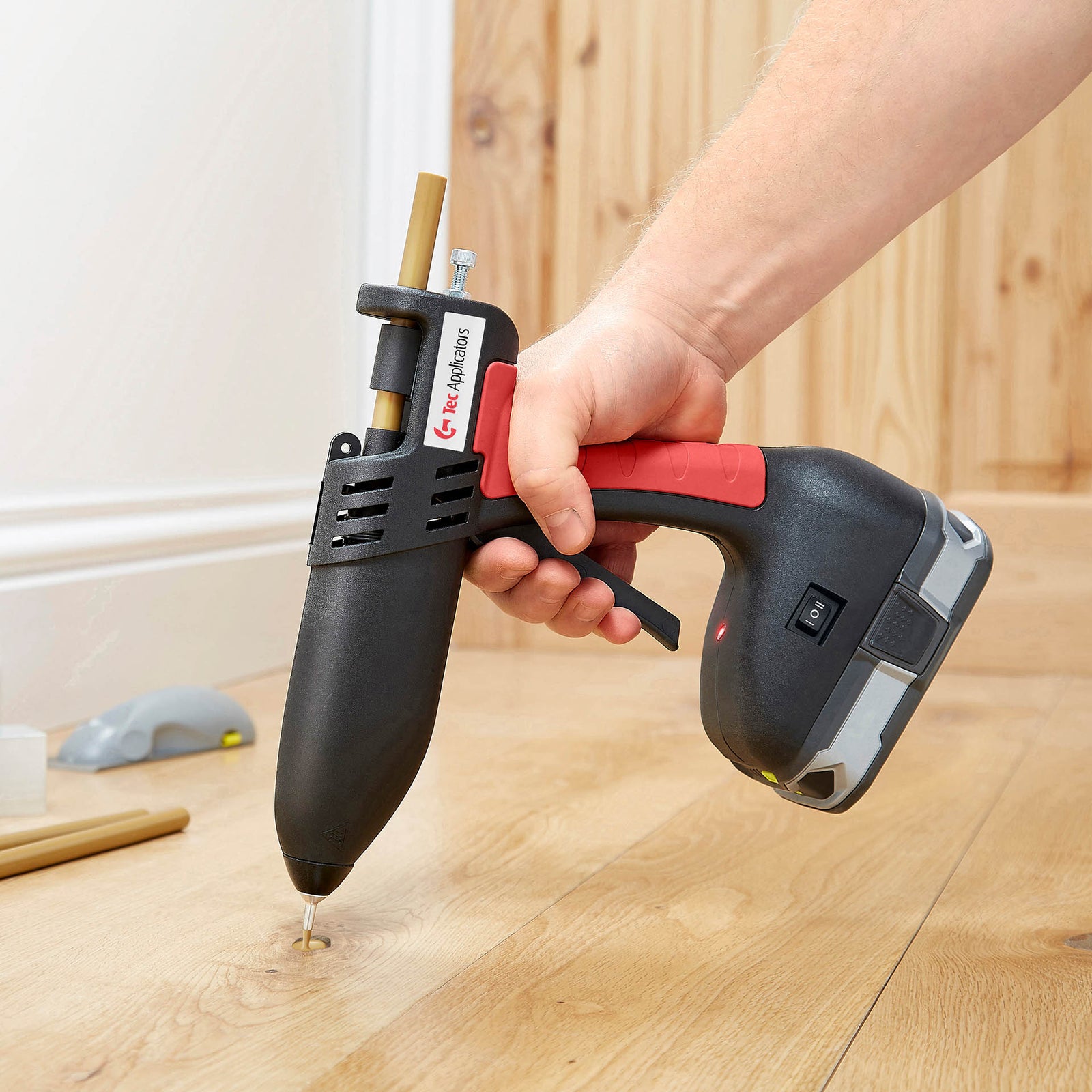 Power Adhesives Tec 808 Battery Powered Knottec Flooring Installation